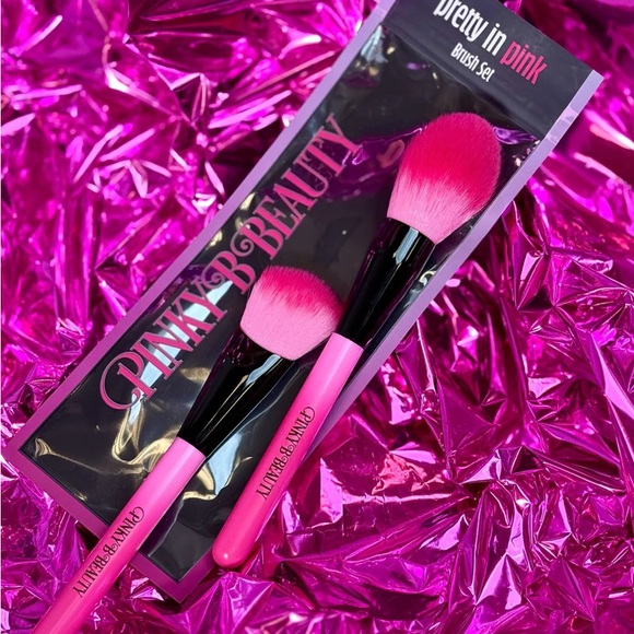 Pinky Beauty | Makeup | 3 For 5 Nwt Pinky Beauty Makeup Brush Set ...